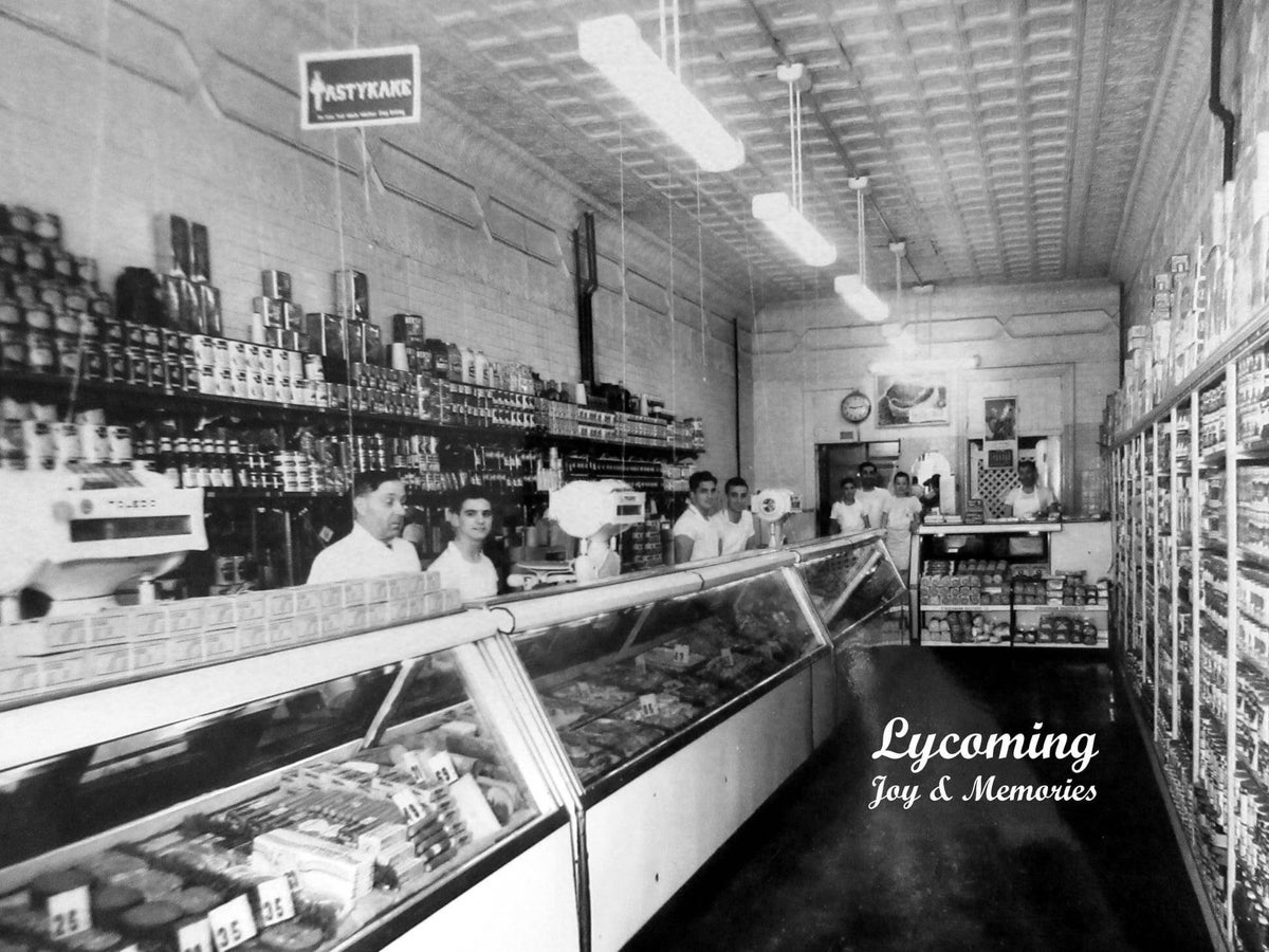 CURRENT | Don Waltman's Market House